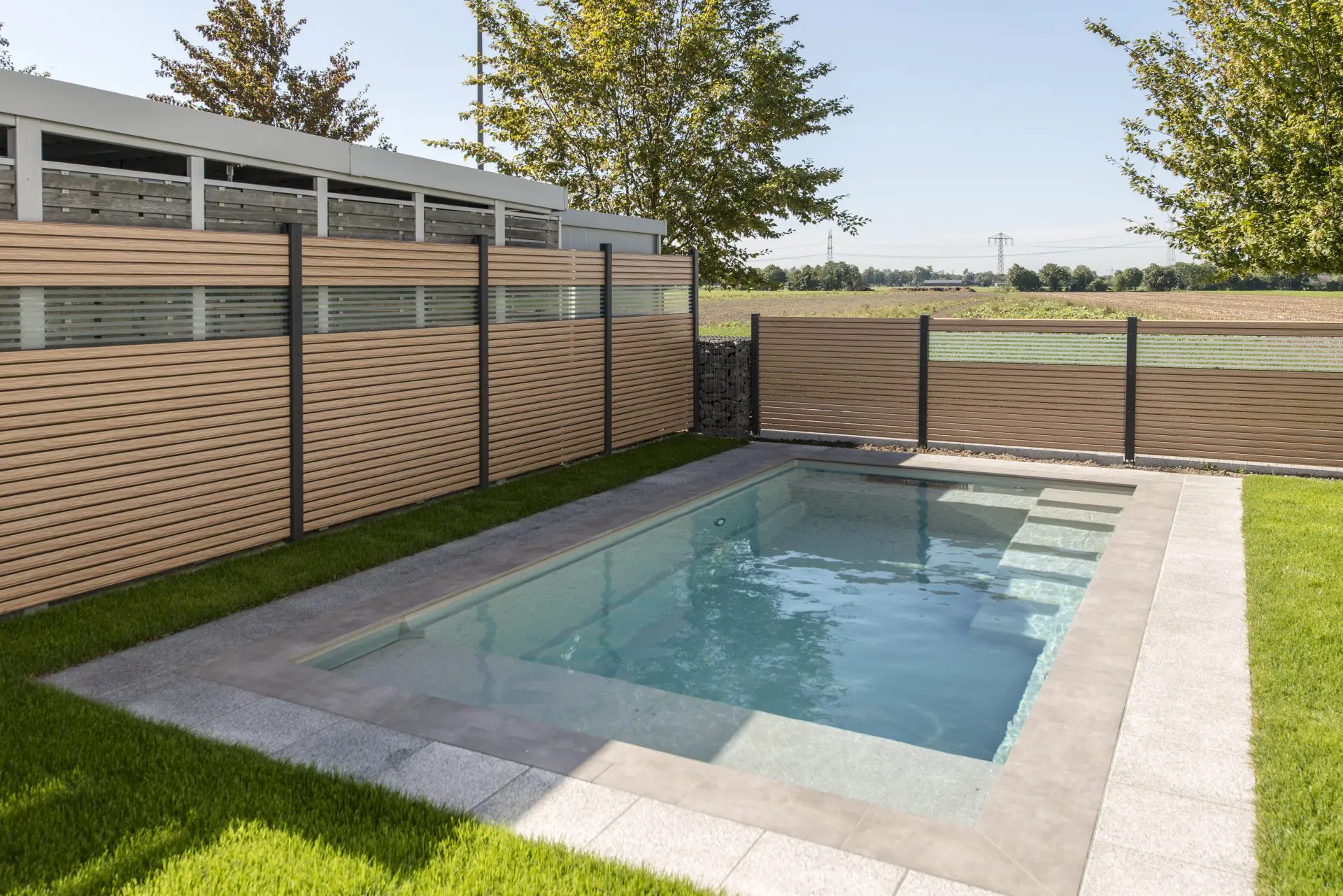 CLASSIC 63 | Compass